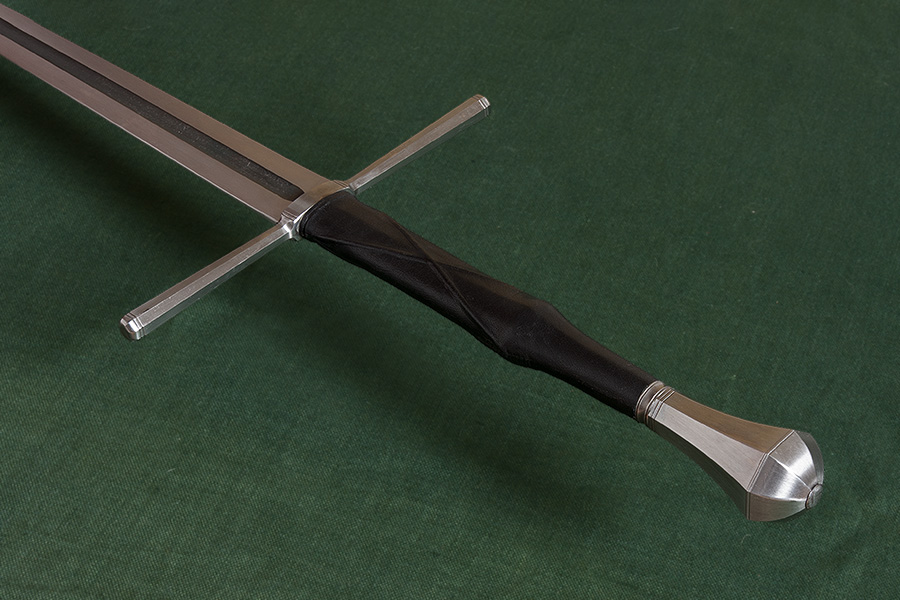 New Page 1 [www.armabohemia.cz]